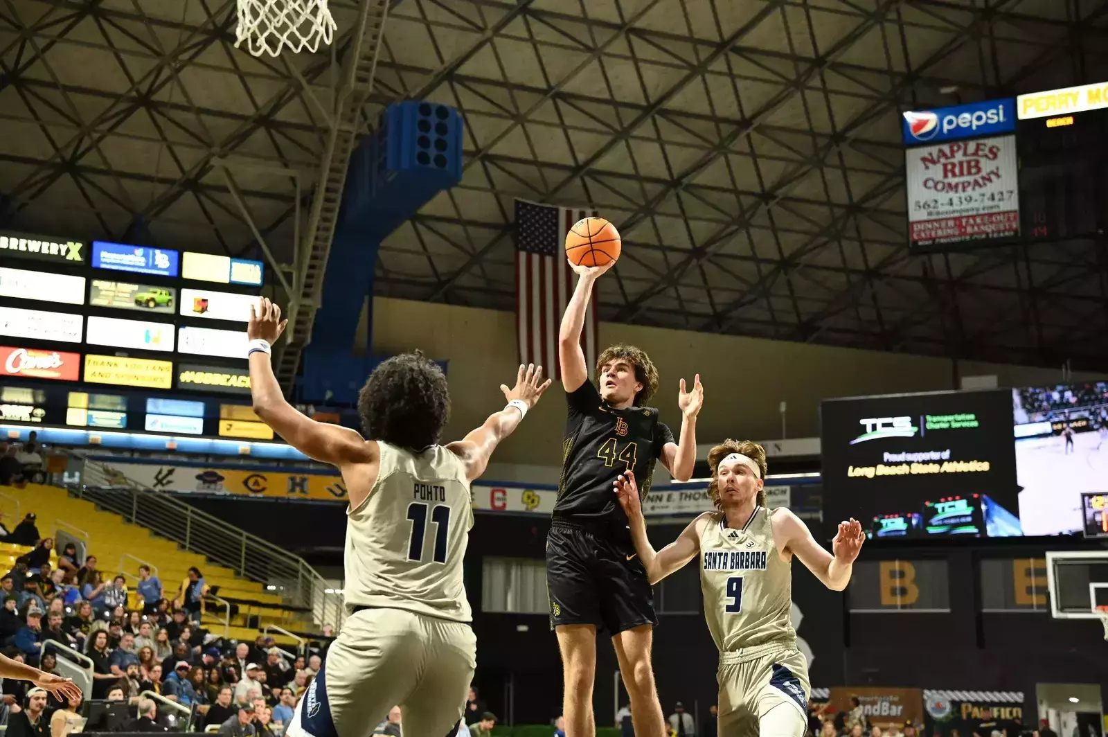 Late Rally Comes Up One Basket Short For Men’s Basketball Against UC ...