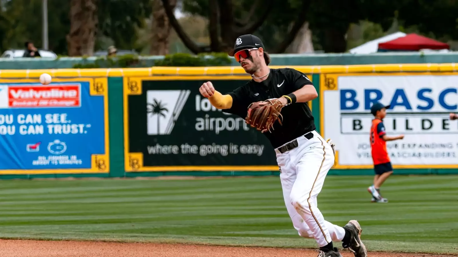 Cal State Bakersfield Takes Series Finale Against The Dirtbags - Long ...