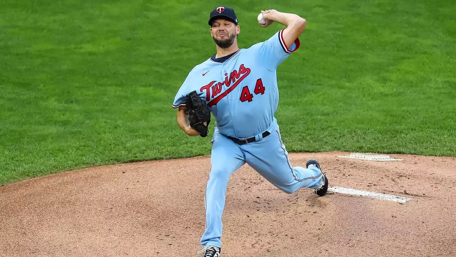 Hill, MLB's Oldest Pitcher, Hoping to Return to World Series and Win ...