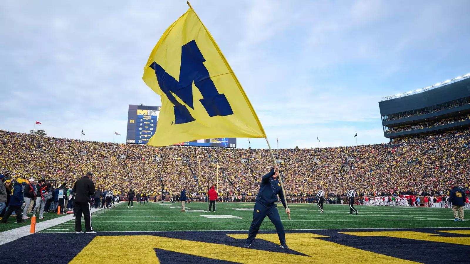 Wolverines Prepare for NCA & NDA Collegiate Nationals - University of Michigan Athletics