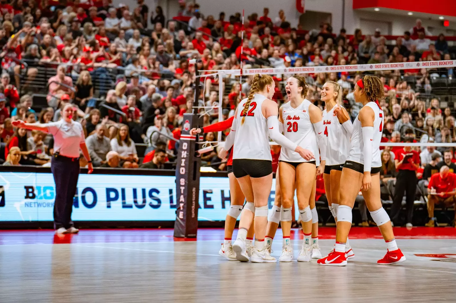 Team Effort Powers Buckeyes Past Scarlet Knights on Road - Ohio State