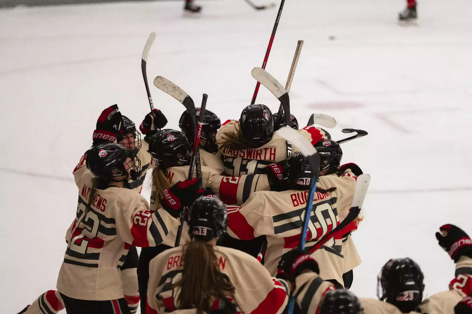 Buckeyes Sweep Badgers With 2-1 Overtime Win - Ohio State