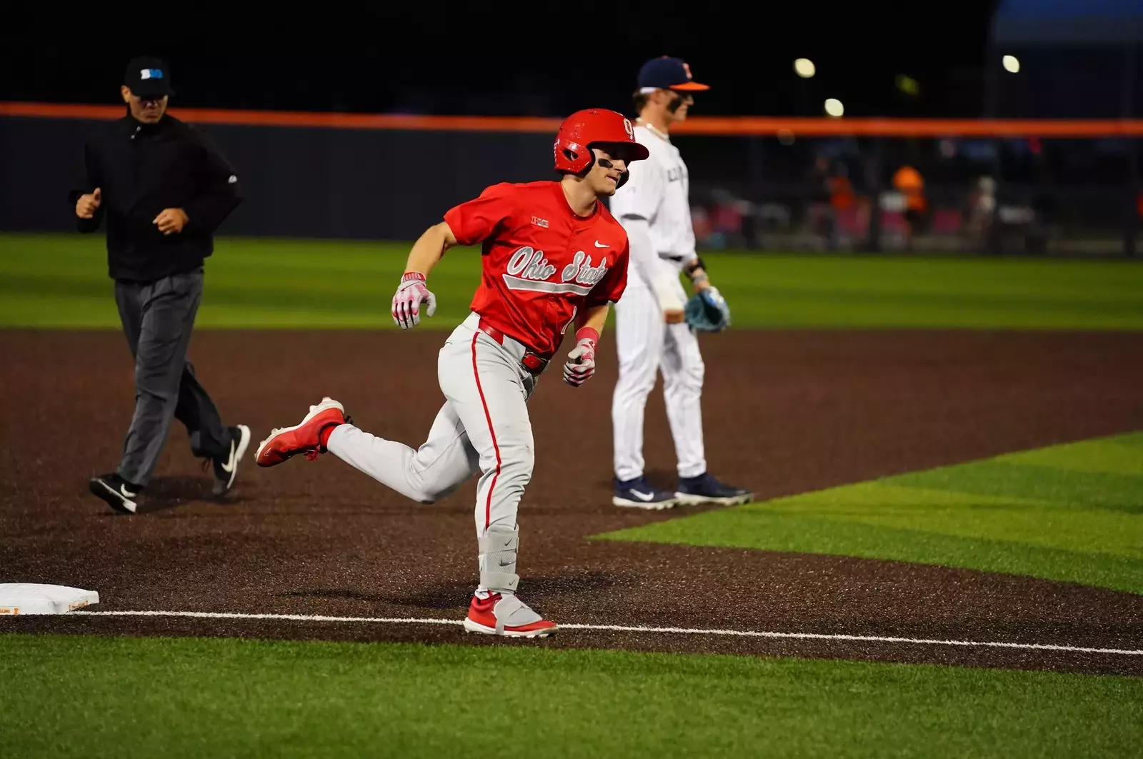 Buckeyes Upset Illinois, 7-5, in Game One of Series - Ohio State