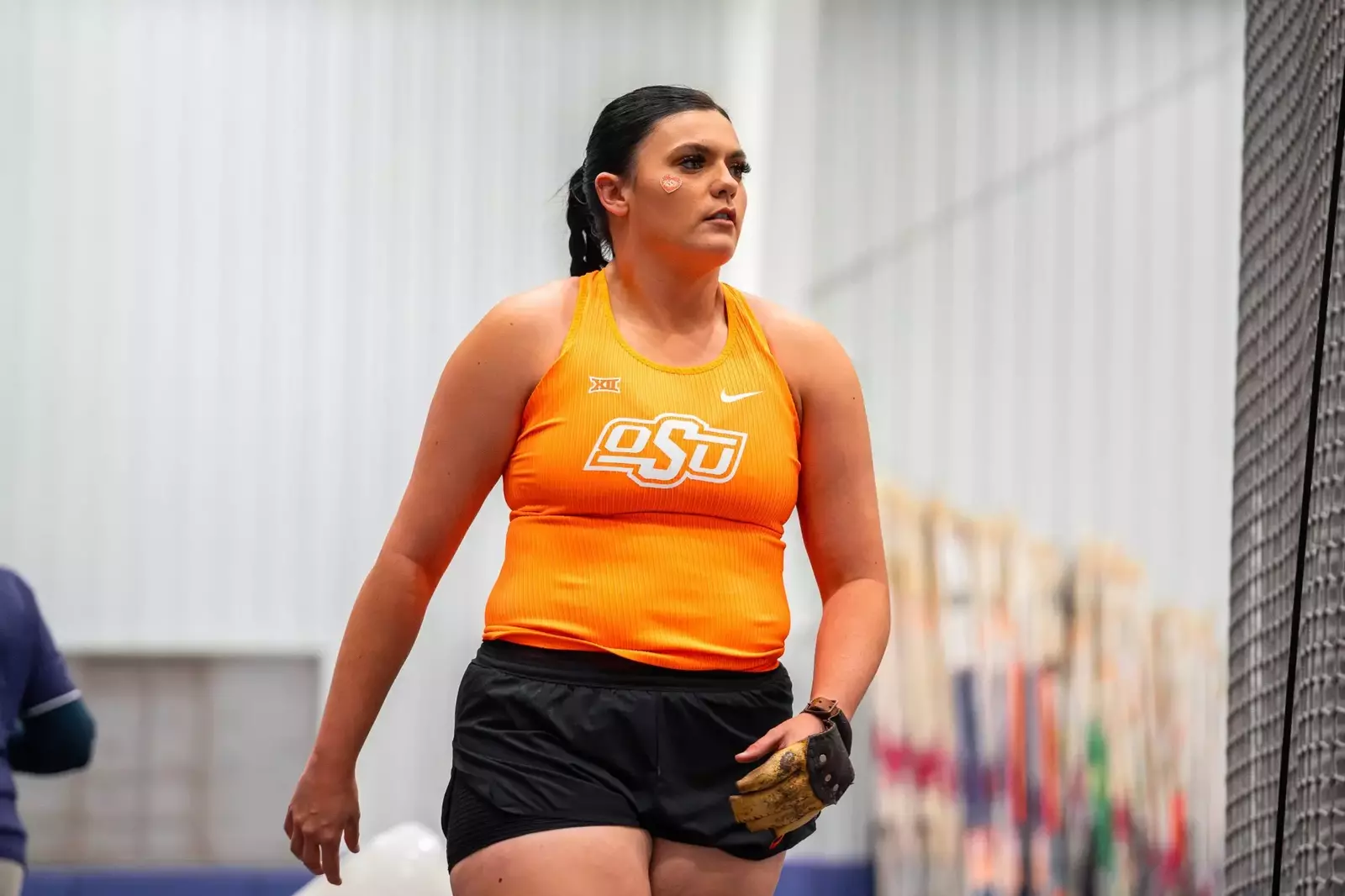 Emma Robbins shatters school record and sets NCAA No. 1 mark in Hammer ...
