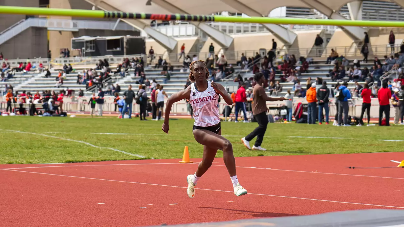 Temple Women’s Track and Field Competes at the Penn Challenge - BVM Sports