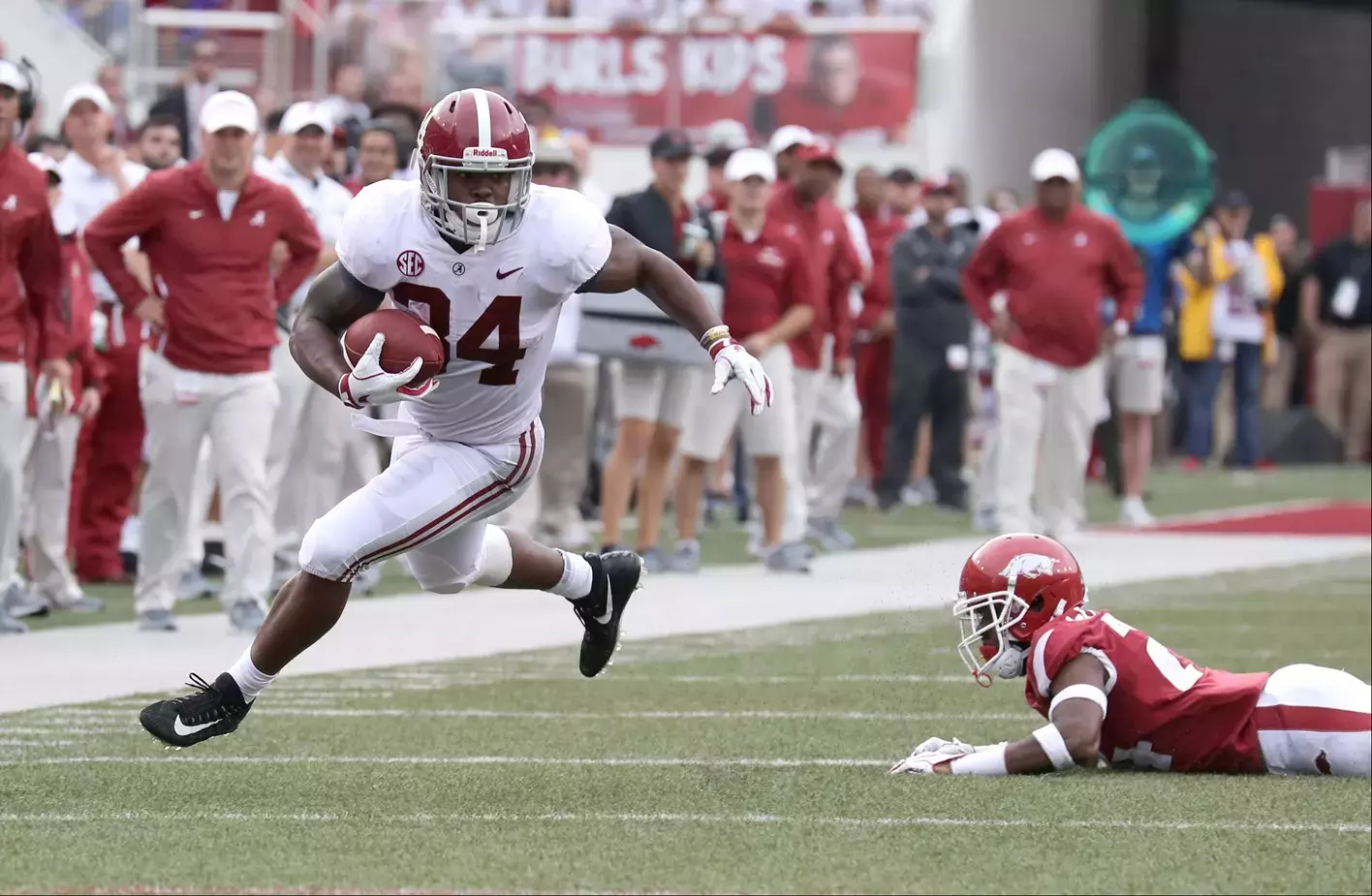 No. 1 Alabama Football Puts Up Huge Numbers in 65-31 Victory at ...