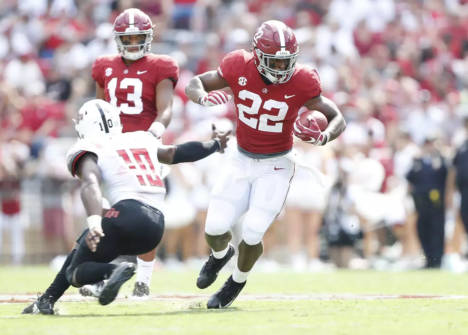 No. 1 Alabama Football Rolls to 57-7 Victory Over Arkansas State in ...