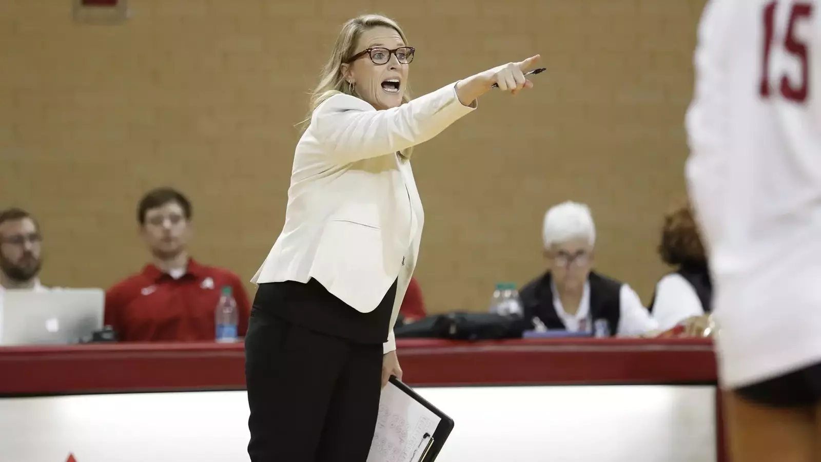 Volleyball’s Lindsey Devine Steps Down as Head Coach - Alabama Athletics