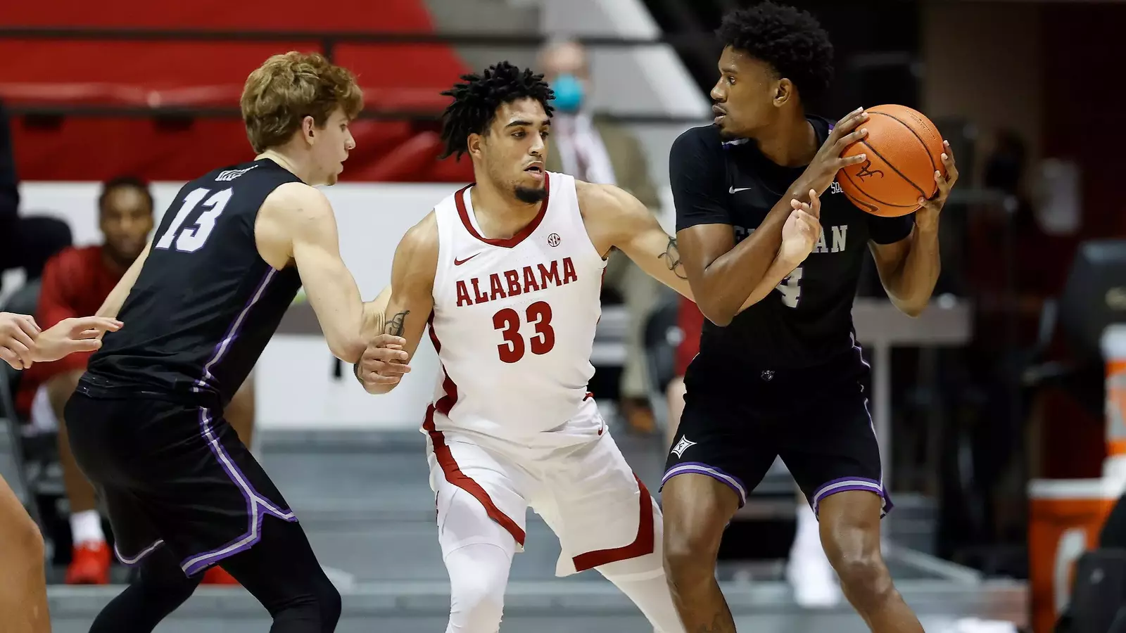 Jones’ Double-Double Keys Alabama Men’s Basketball Comeback Win Over ...