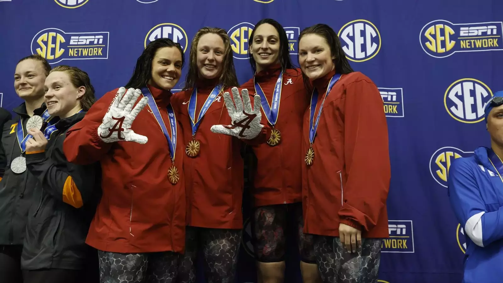 Alabama Opens SEC Swimming & Diving Championships with Medals and ...