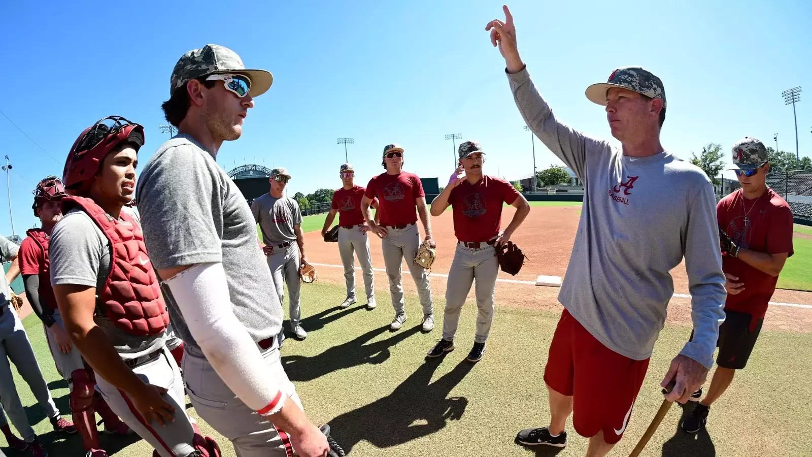 Alabama Returns to the Diamond for First Full-Team Practice of 2022-23 ...