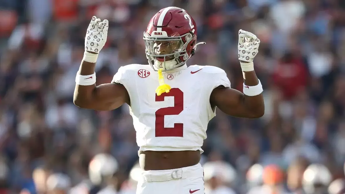 Downs Named Shaun Alexander Award Finalist - Alabama Athletics
