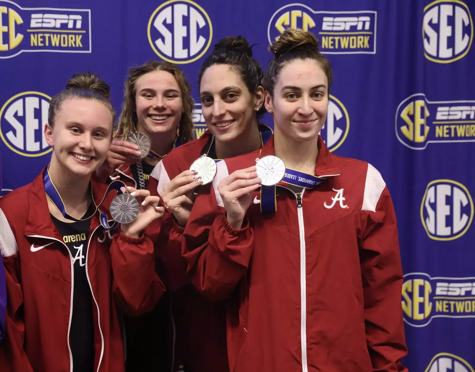 Alabama Swimming and Diving Continues to Roll at SEC Championships ...