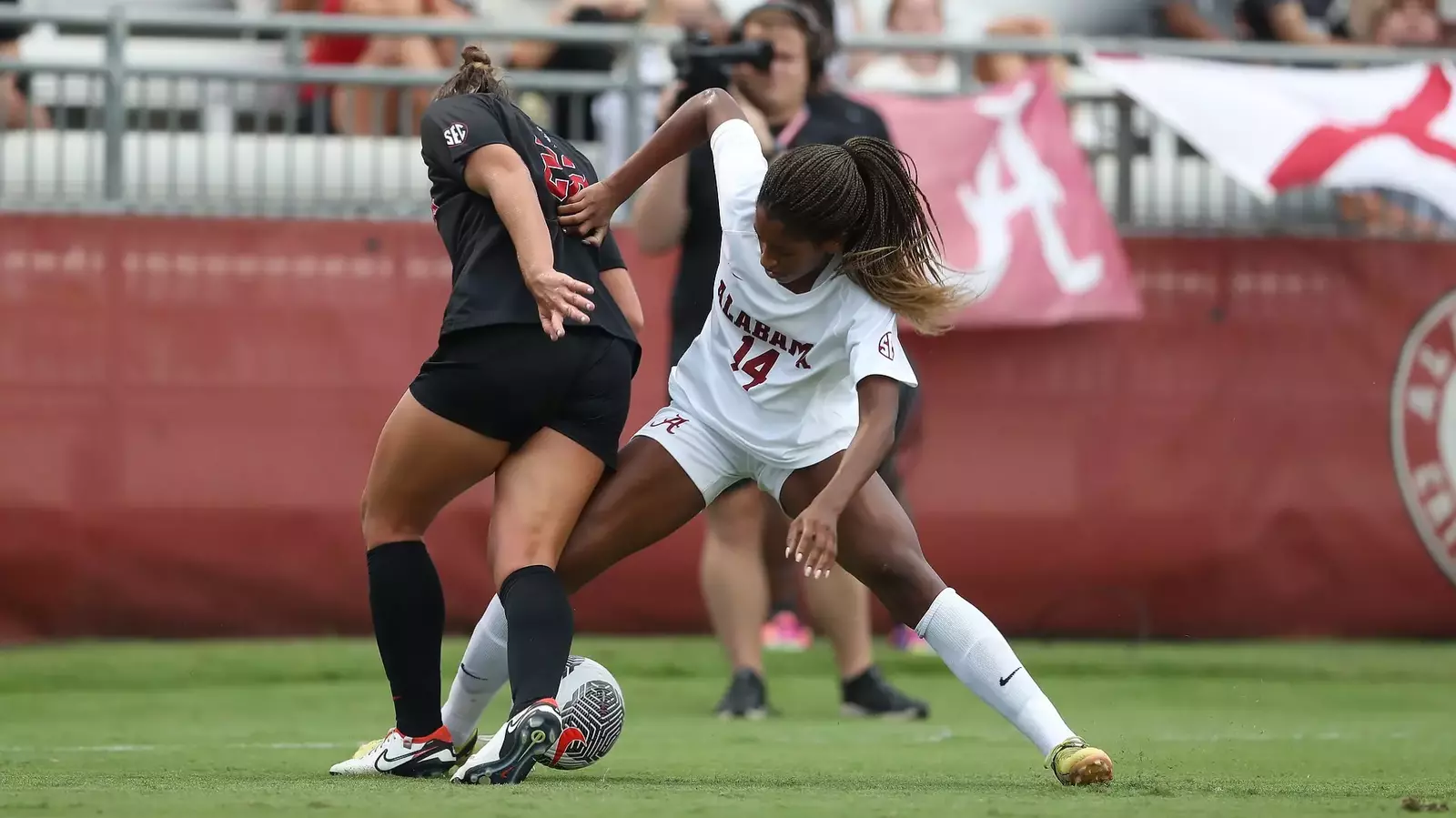 No. 7 Alabama Ties, 1-1, Against No. 23 Georgia in SEC Opener - Alabama ...