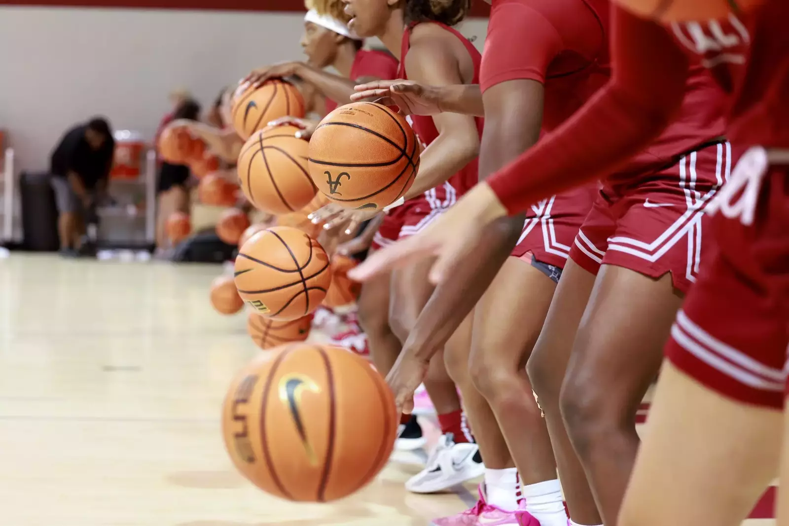 Alabama Holds First Practice of 2023-24 Season at Foster Auditorium ...