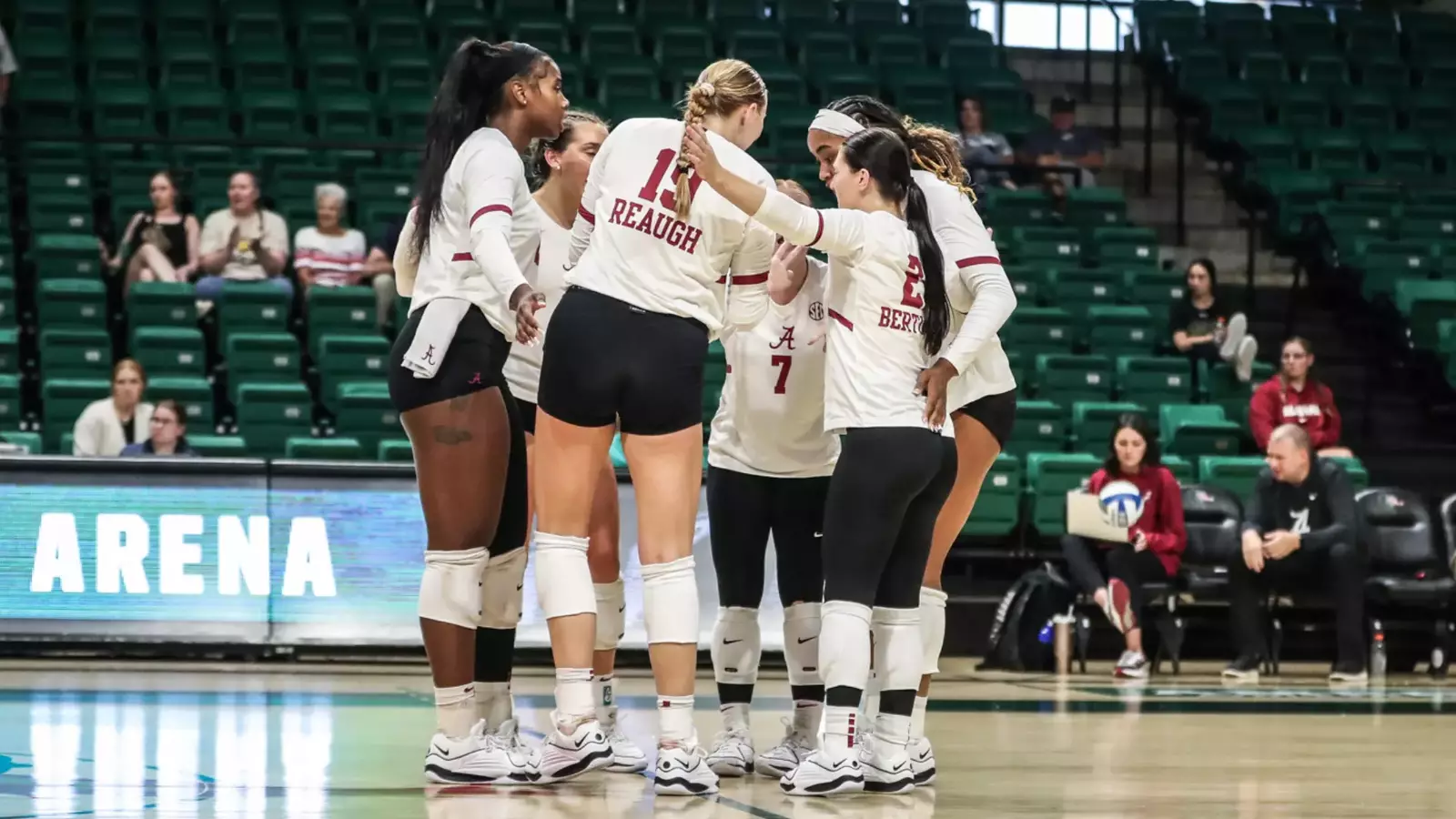 Volleyball Takes First Loss of Season Friday to Texas A&M Commerce ...