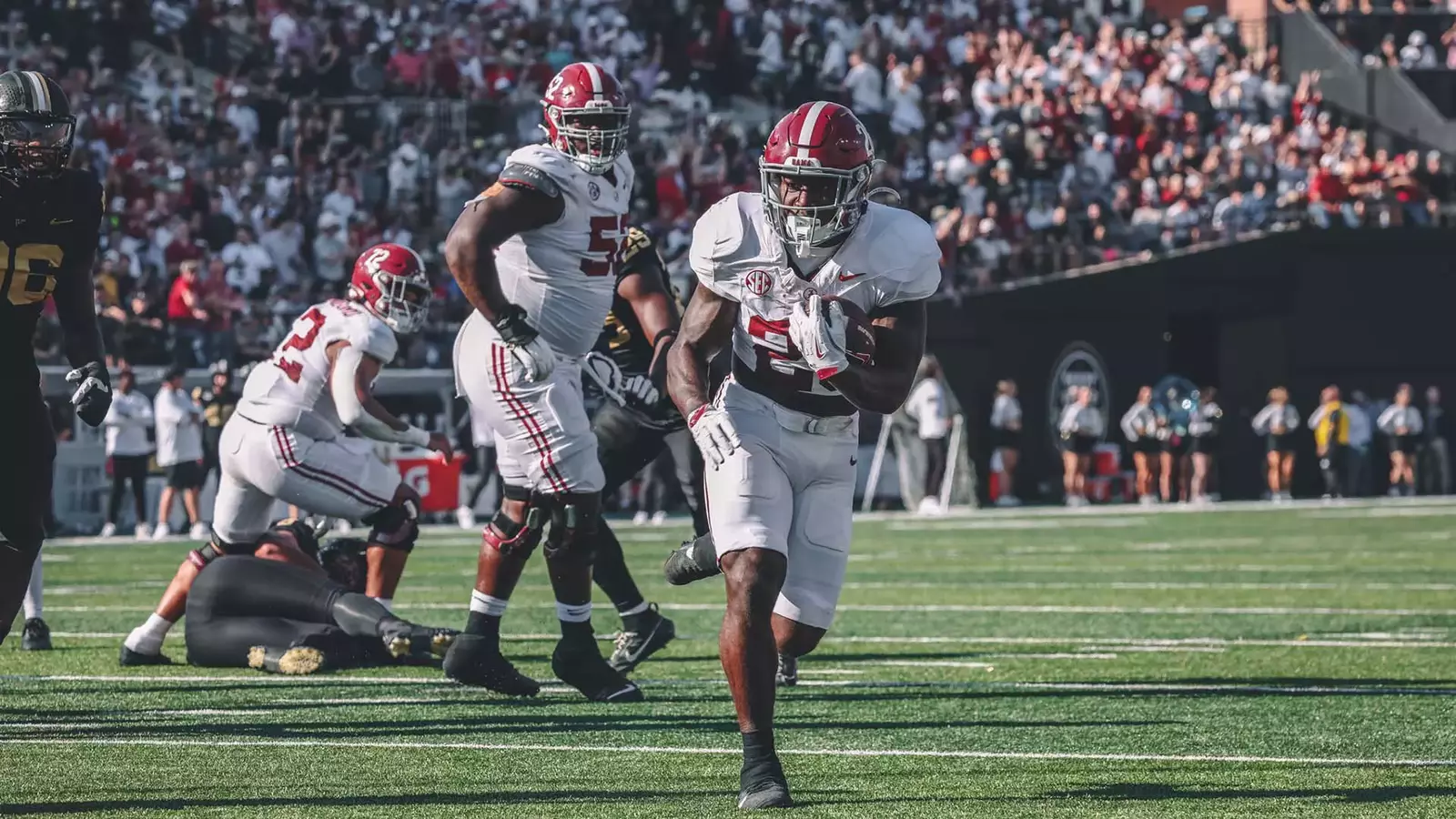 No. 1/2 Alabama Football Falls 40-35 at Vanderbilt - Alabama Athletics