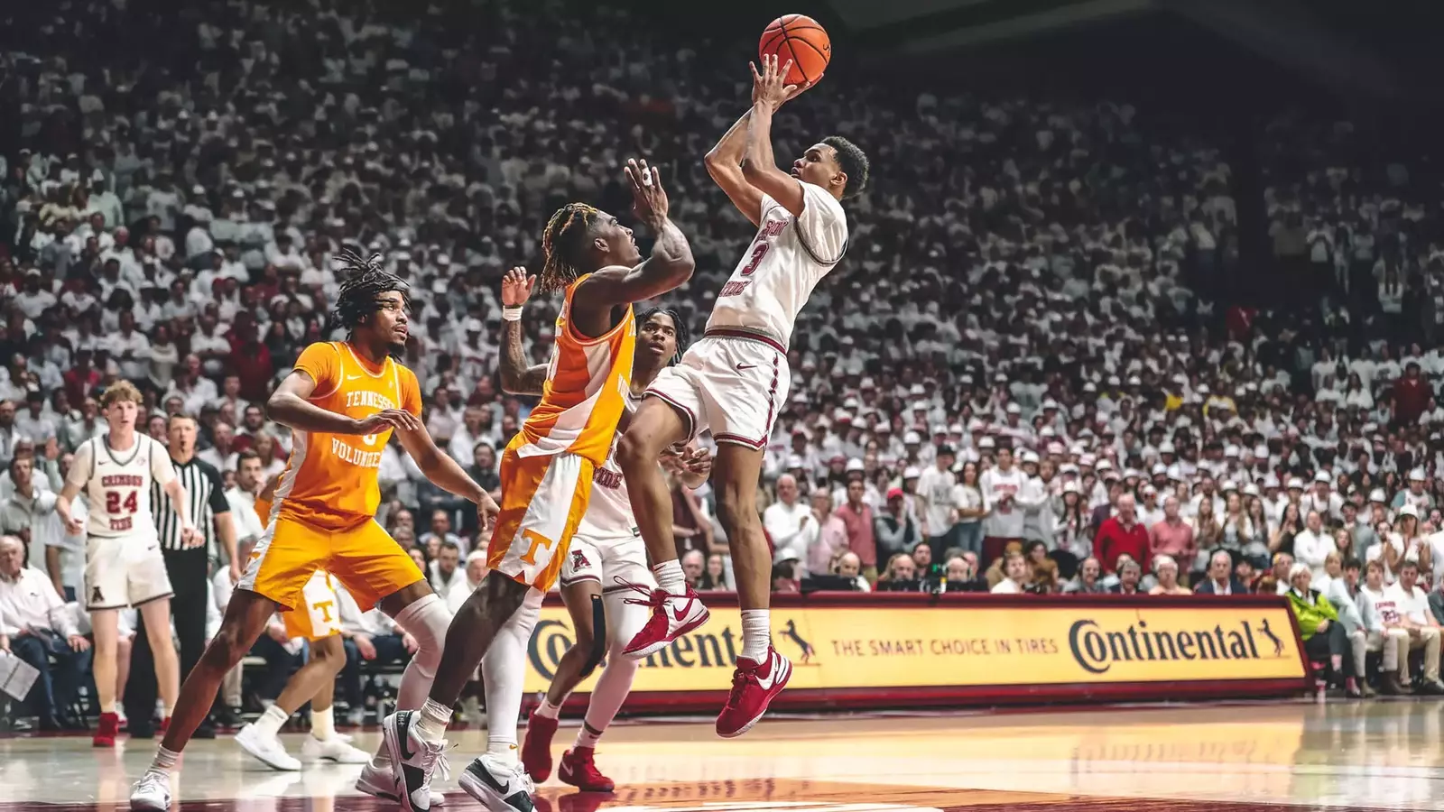 No. 14/13 Alabama Falls to No. 4/4 Tennessee, 81-74 - Alabama Athletics
