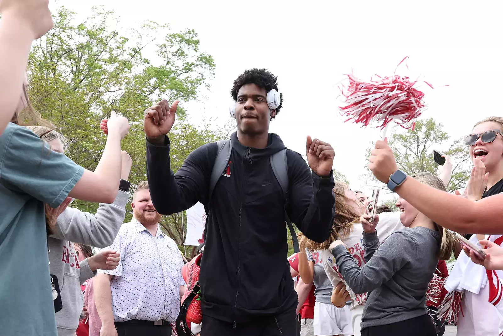 Alabama Arrives in Phoenix ahead of the 2024 NCAA Men’s Final Four ...