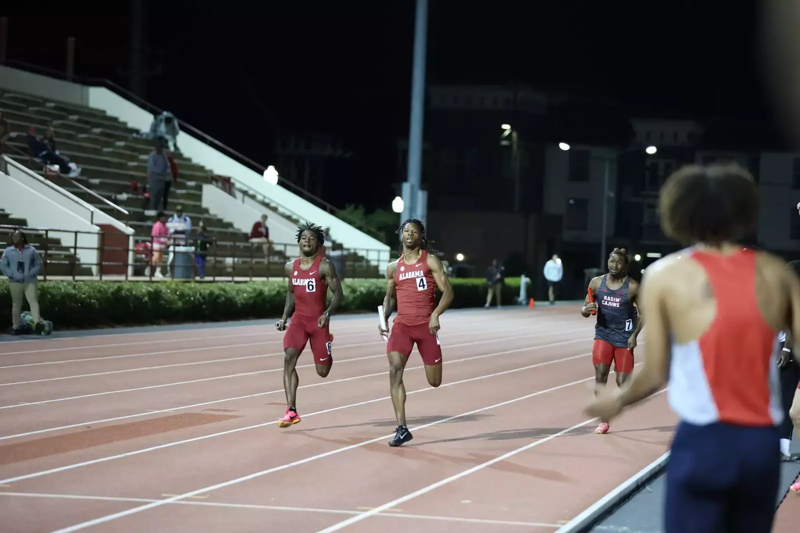 Come-From-Behind, Photo Finish Concludes Final Day of the Crimson Tide ...