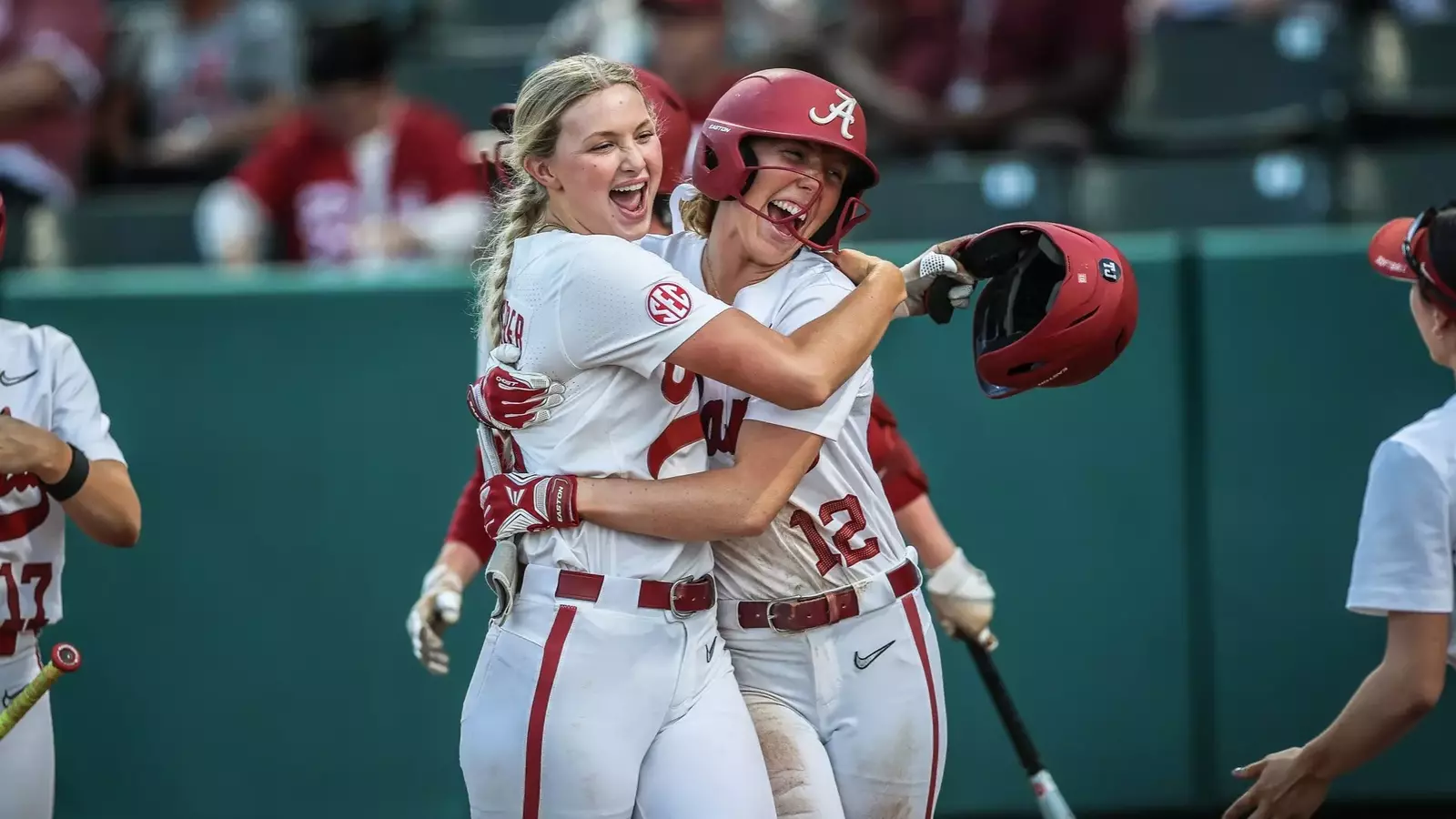 No. 23 Alabama Softball Splits Friday Doubleheader vs. No. 19 Mississippi State - Alabama Athletics