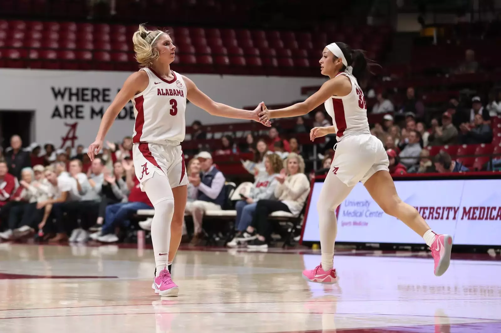 Alabama Duo, Barker and Nye, Named WBCA Coaches’ All-America Finalists ...