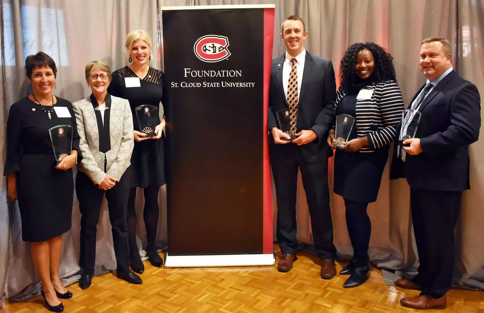 SCSU swim and dive coach Jeff Hegle earns University honors - St. Cloud ...