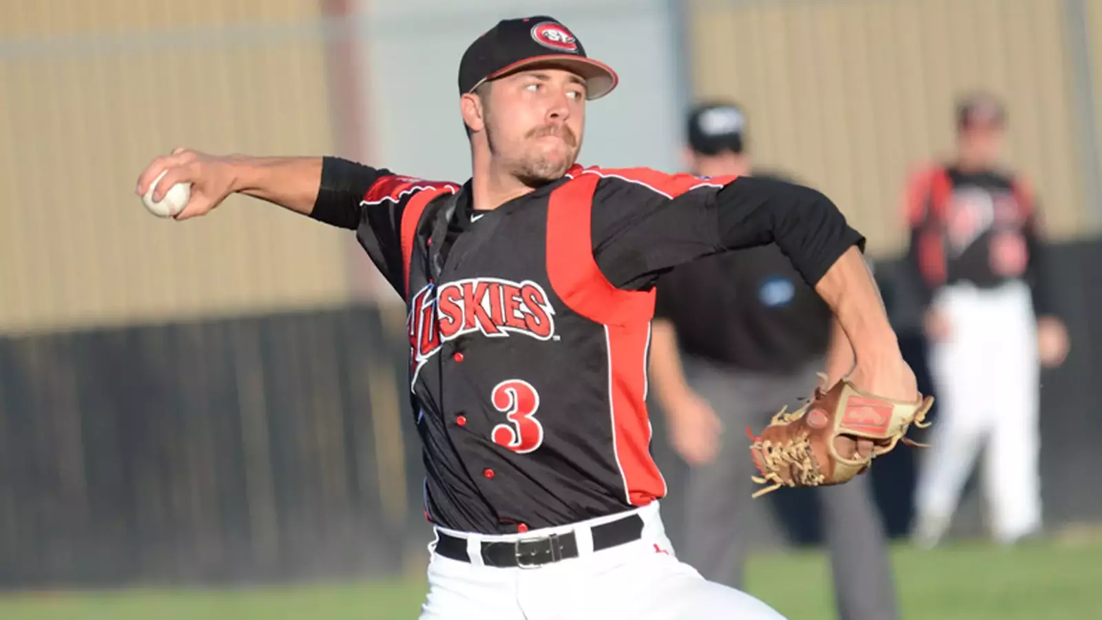 Huskies alumni David Kroger named head coach of St. Cloud Technical ...