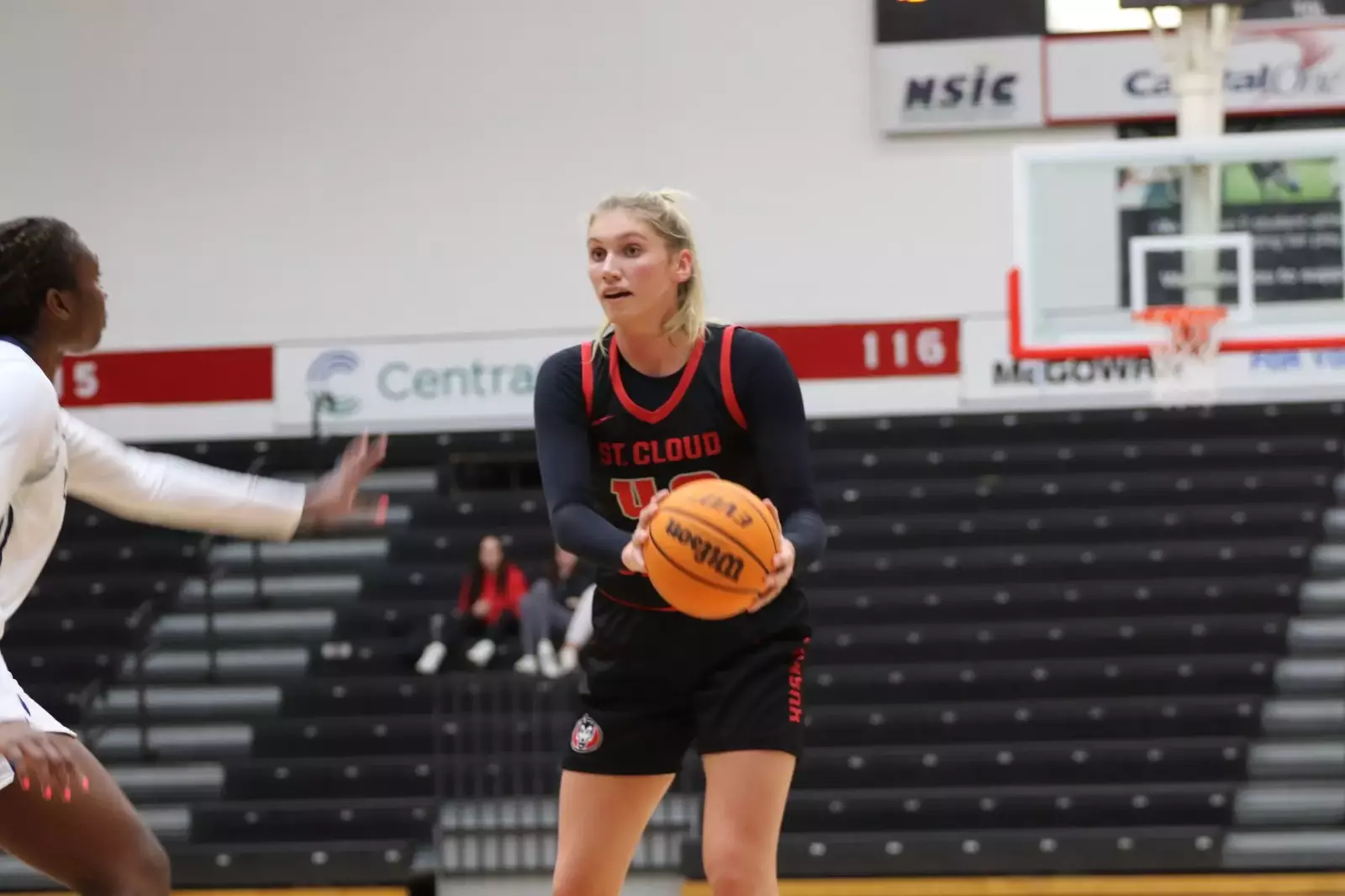 Ashley Sawicki Named to NSIC Shining 5 Following Undefeated Weekend for ...