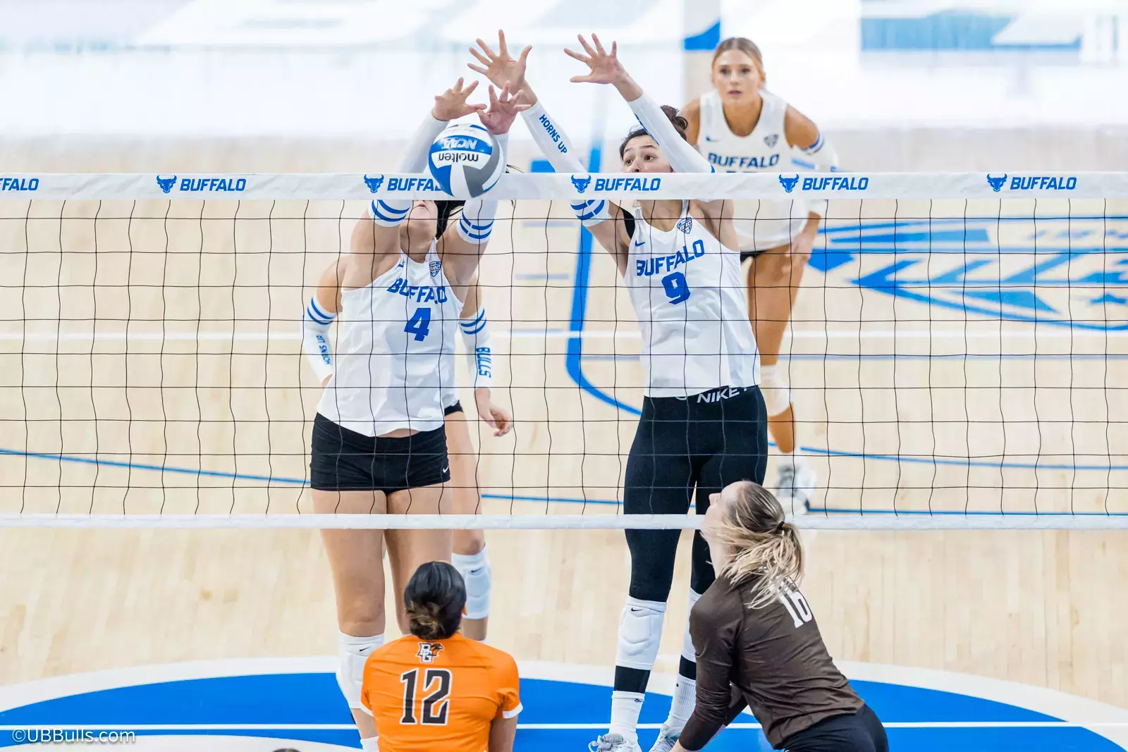 Bulls Host the Huskies for Weekend Series - University at Buffalo