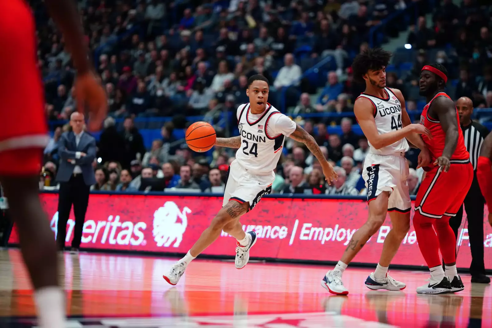UConn MBB Bows To St. John's, 85-74 - University of Connecticut Athletics