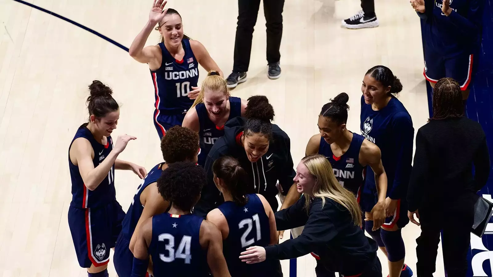 No. 5 UConn Beats Xavier for Sixth Straight Win - University of ...
