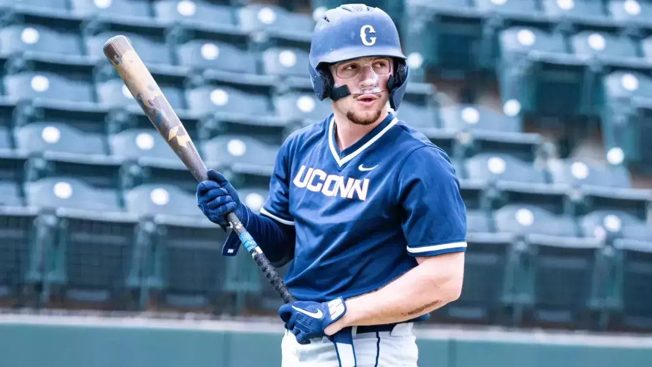HookC Loses at UCLA - University of Connecticut Athletics