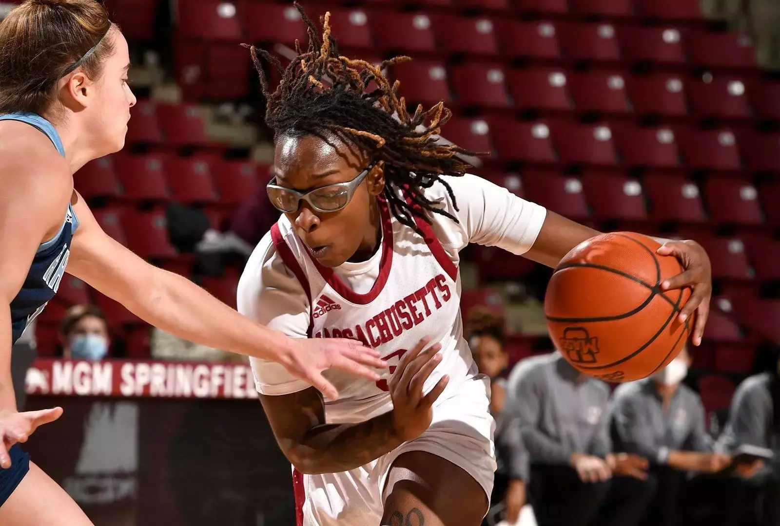 Trio Of Minutewomen Lead Women's Basketball To 74-48 Victory At Saint ...