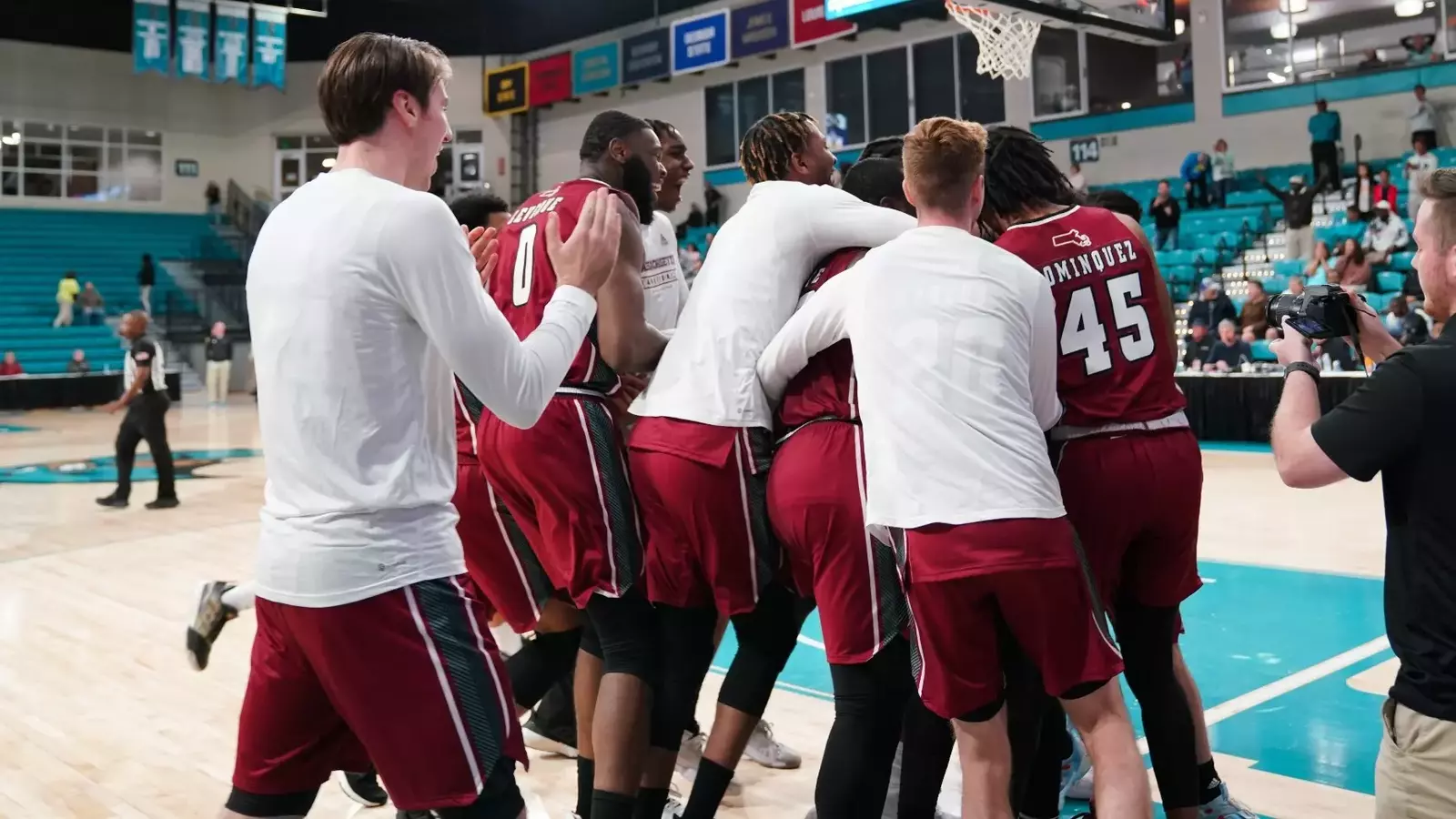 Men’s Hoops Concludes Road Trip Tomorrow Night At Harvard - University ...