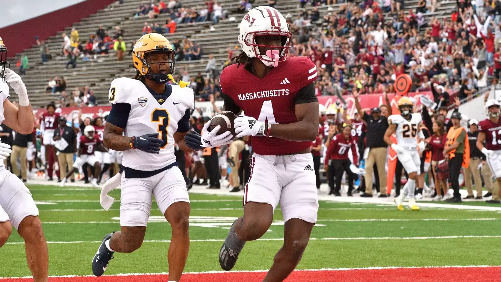 Massachusetts Football Heads To #6/5 Penn State On Saturday ...