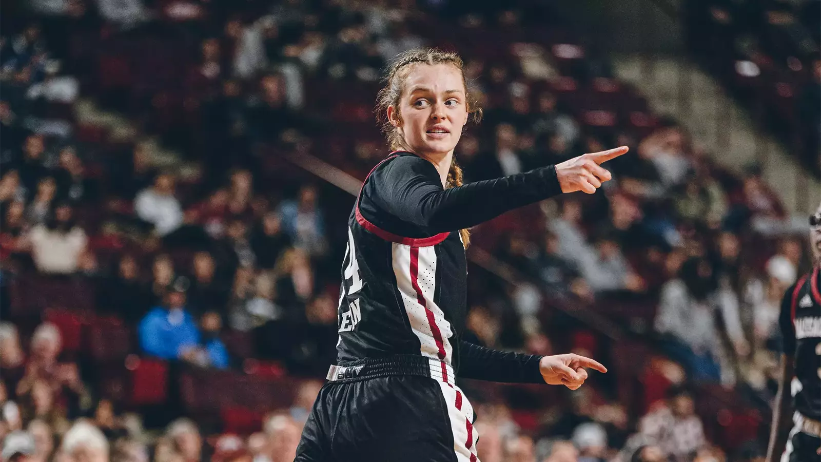 Breen Selected As Finalist For 2023 Becky Hammon Mid-Major Player Of ...