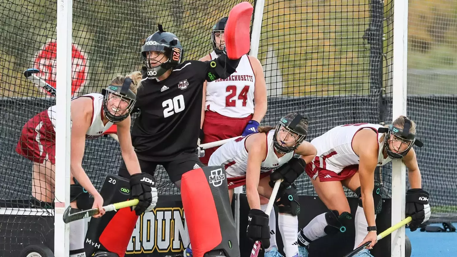 Minutewomen Visit Storrs To Take On #5 UConn - University of ...