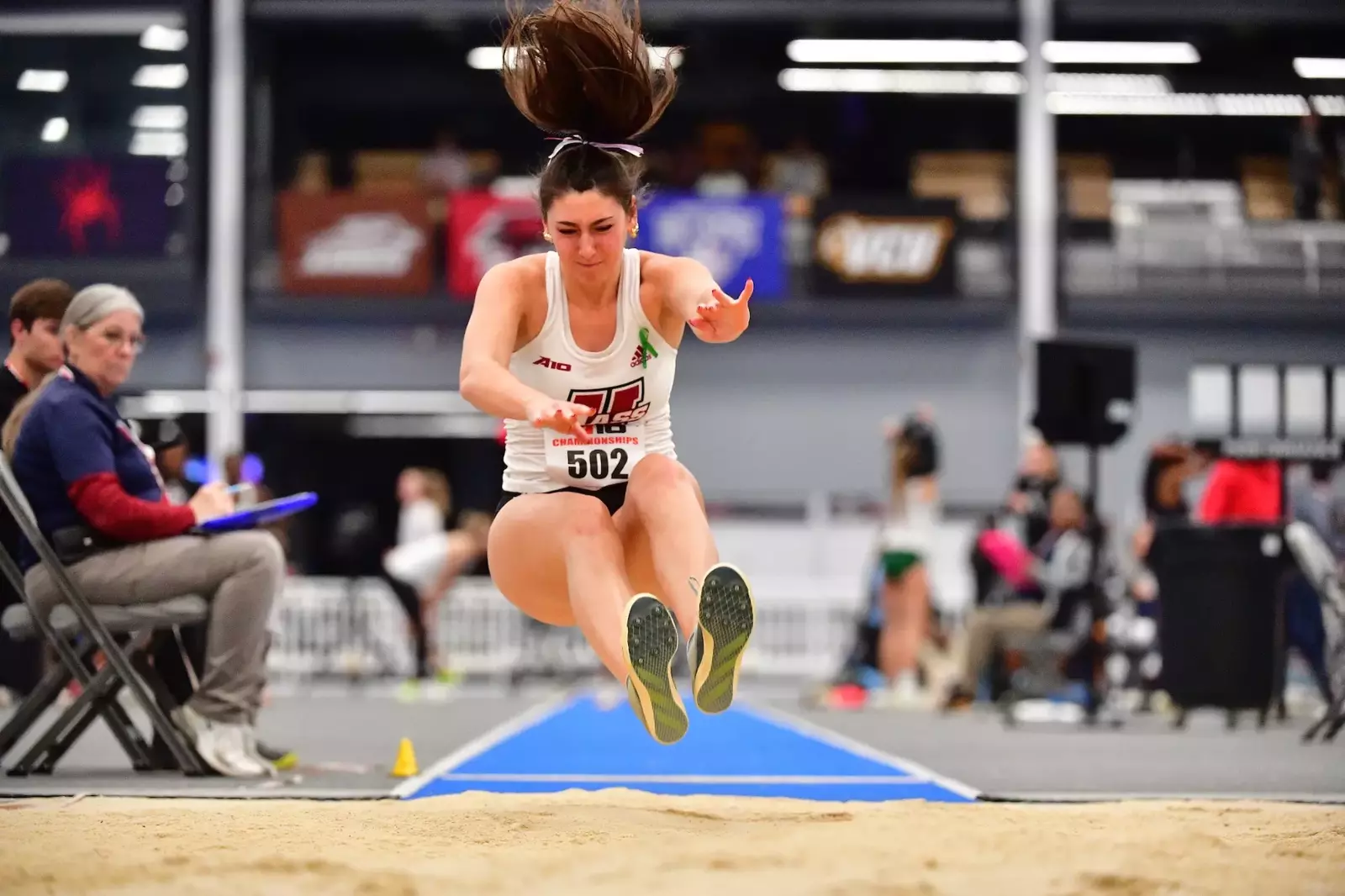 Massachusetts Women's Track & Field Sit In First After Day One Of New ...