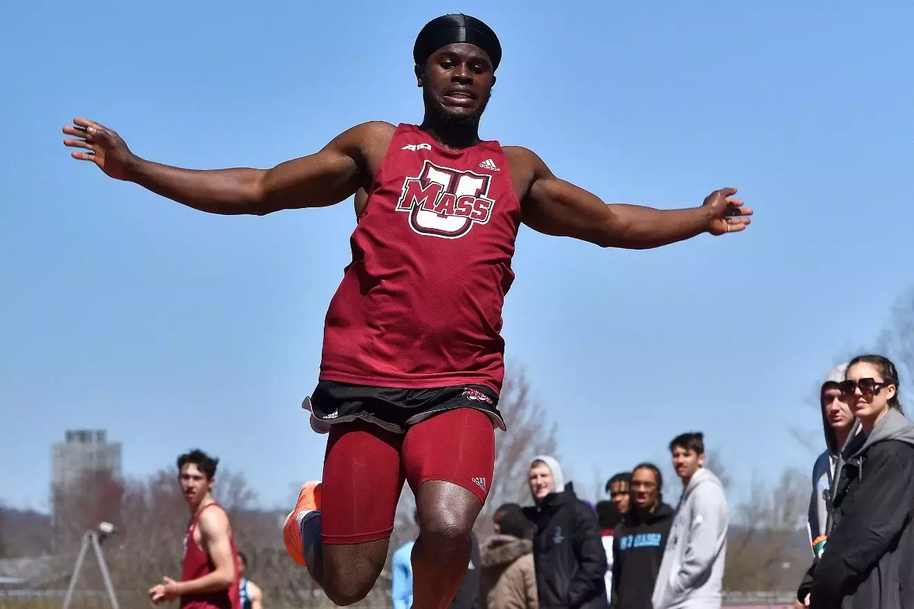 Massachusetts Men's Track & Field Wrap Up Day One Of UCF Knights Invite ...