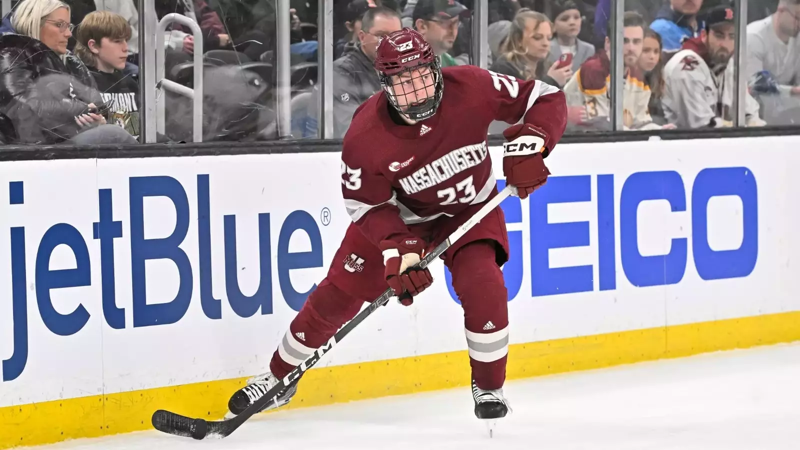 Scott Morrow Becomes 10th Player In Greg Carvel Era, 24th Minuteman In ...