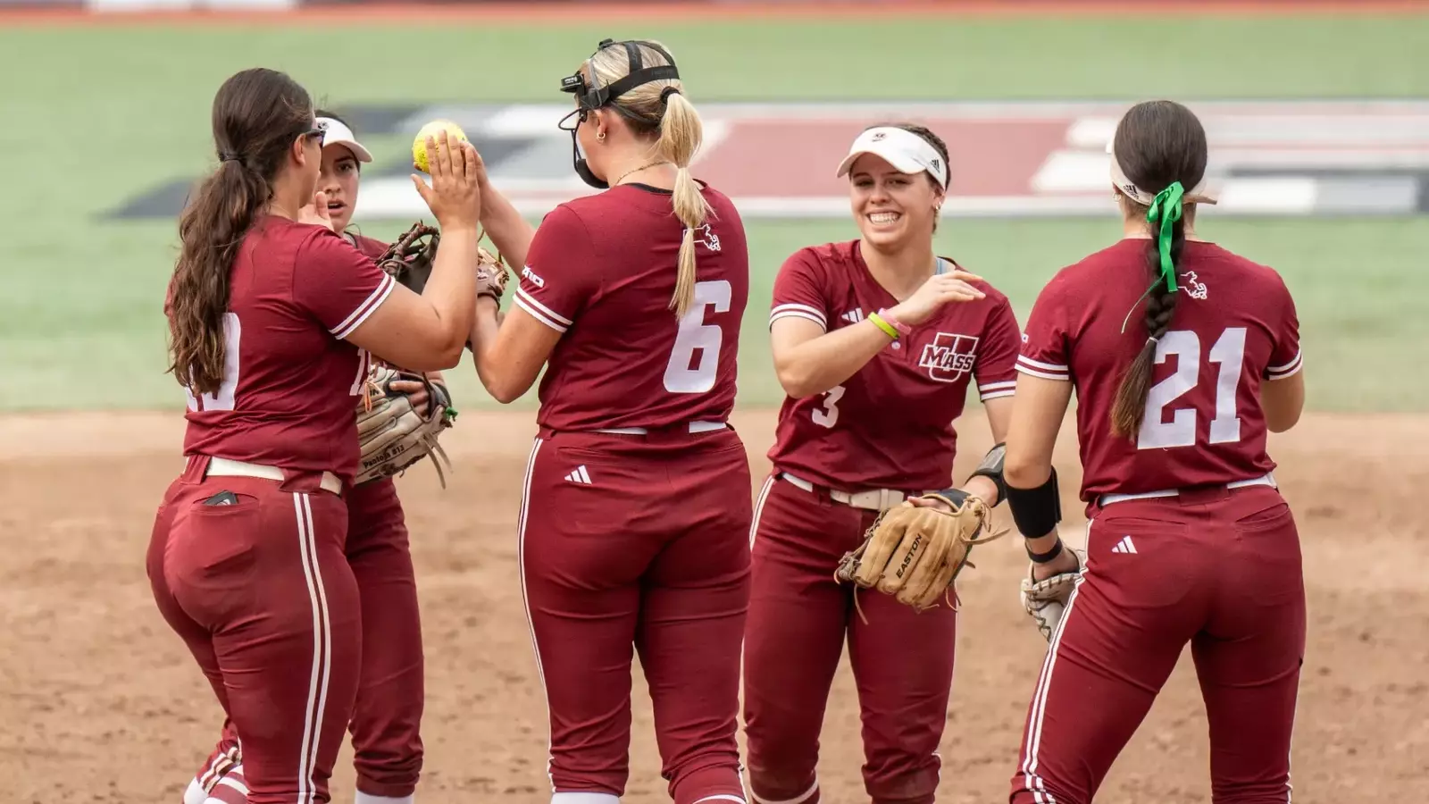 Minutewomen Advance to A-10 Semifinal With Win Over Saint Joseph's ...