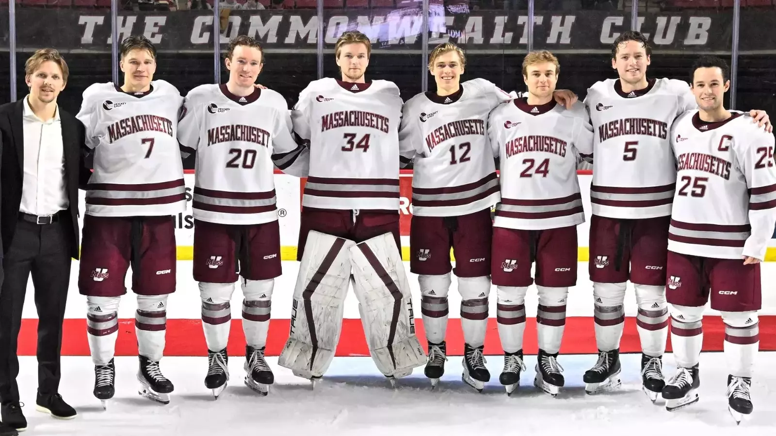 22 University of Massachusetts Hockey Student-Athletes Earn Hockey East ...