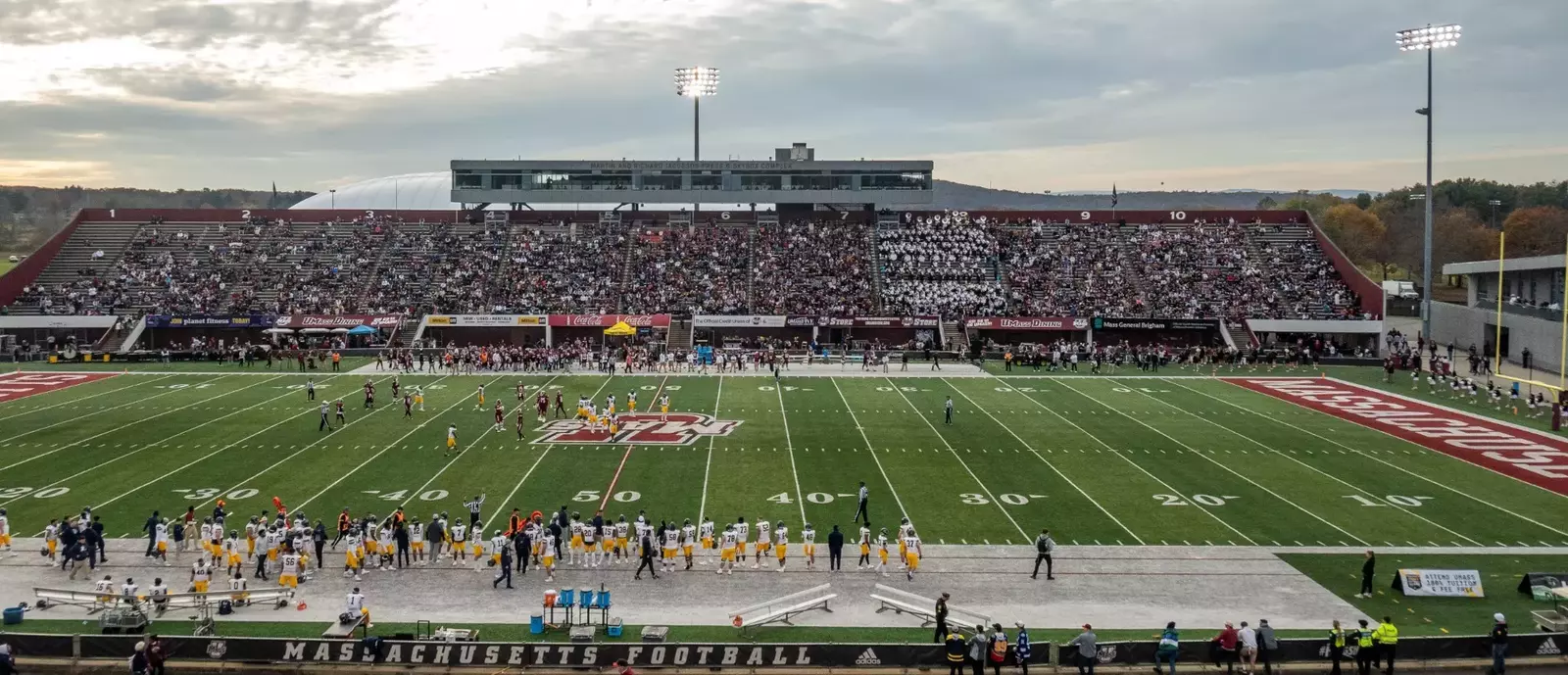 Massachusetts Football Announces Kickoff Times For Select Games ...