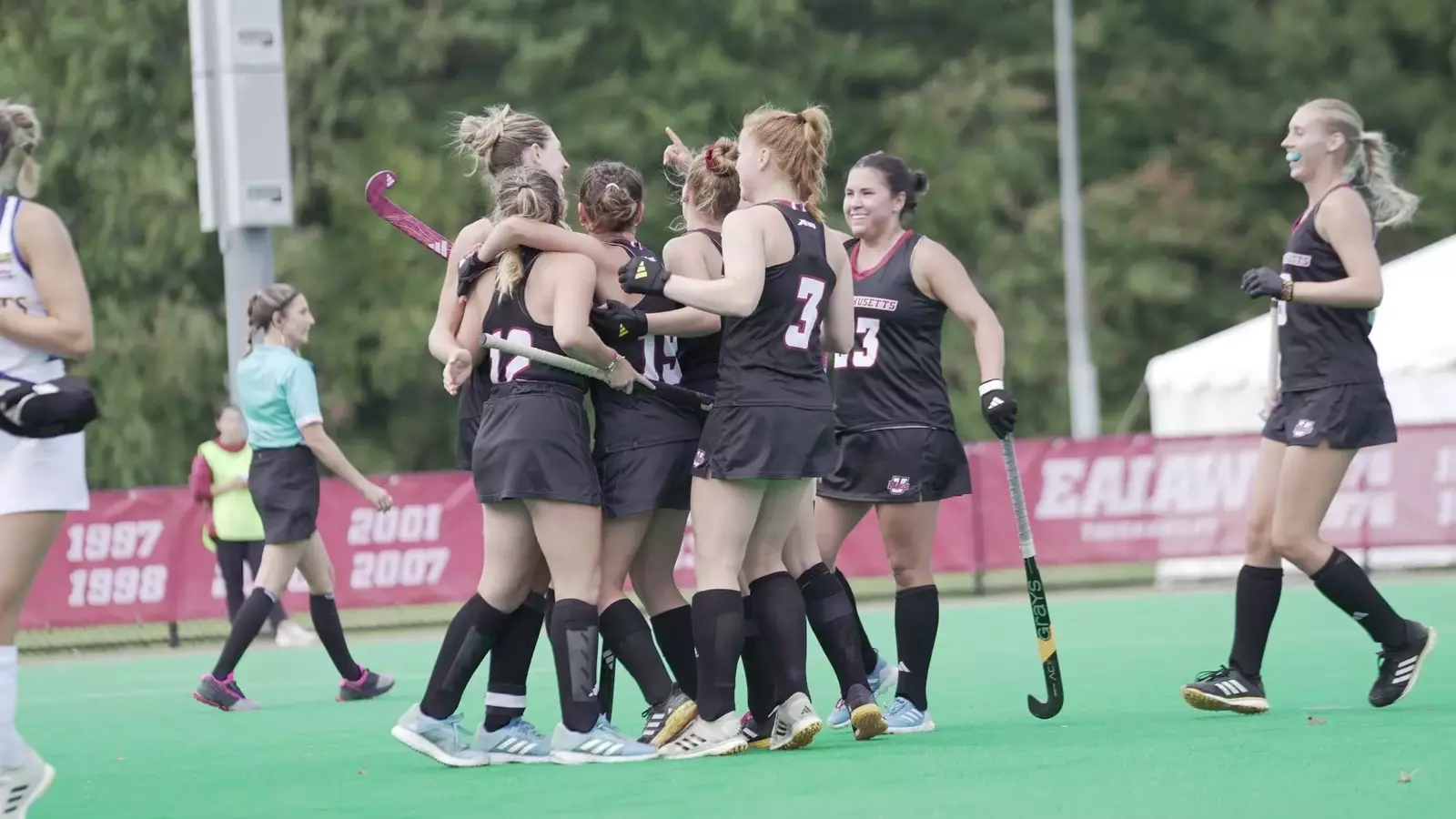 Minutewomen Tally Sixth Straight Win With Shutout Victory Over ...