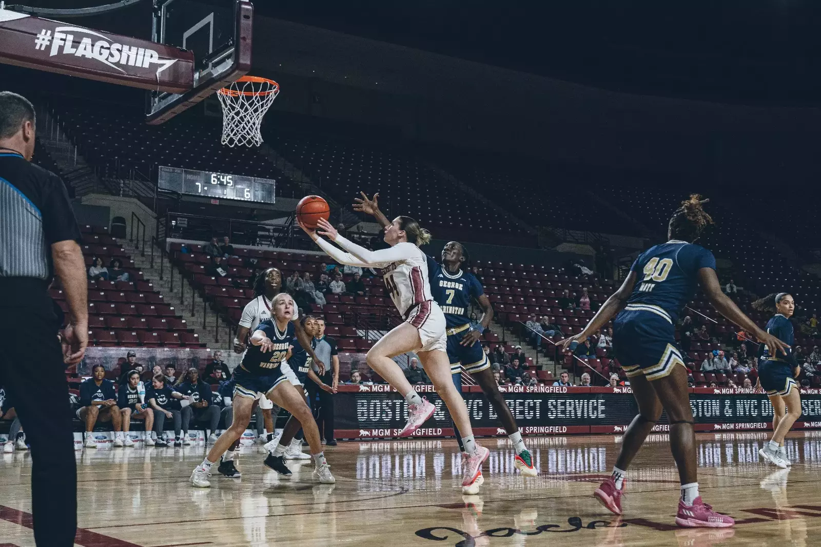 Minutewomen Travel to Philadelphia for Second Meeting with La Salle ...