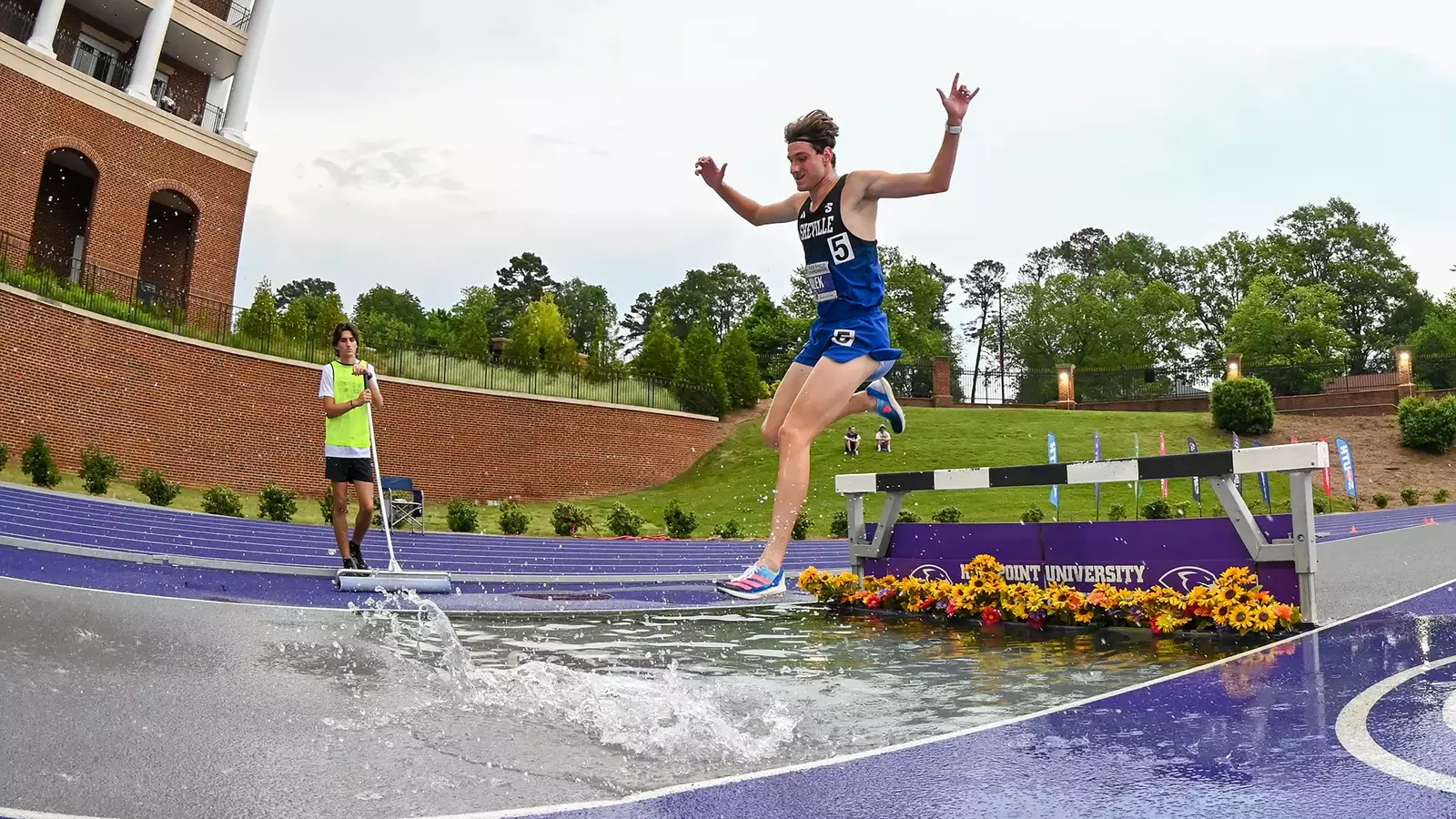 UNC Asheville - Official Athletics Website