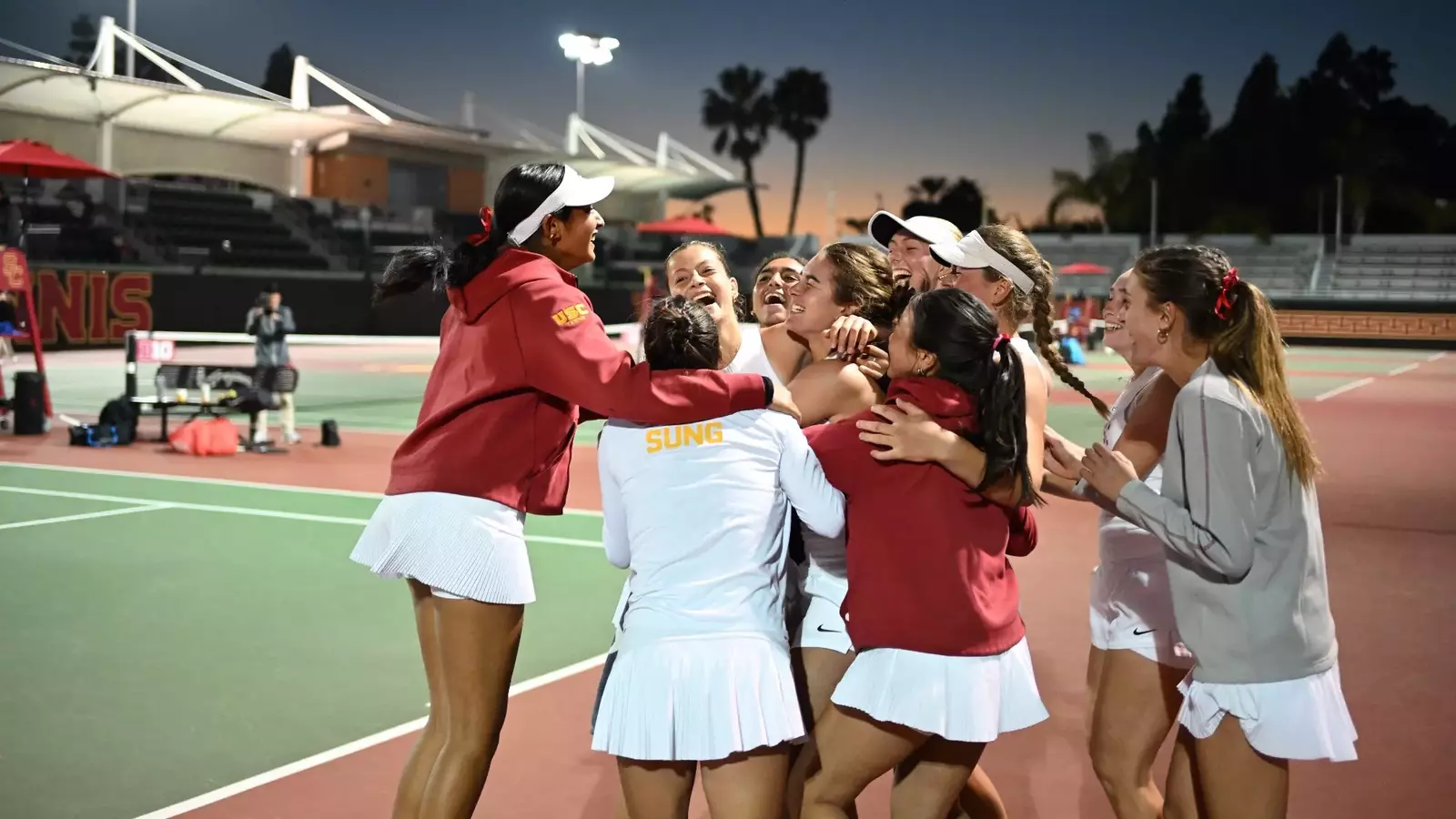 University of Southern California - Official Athletics Site